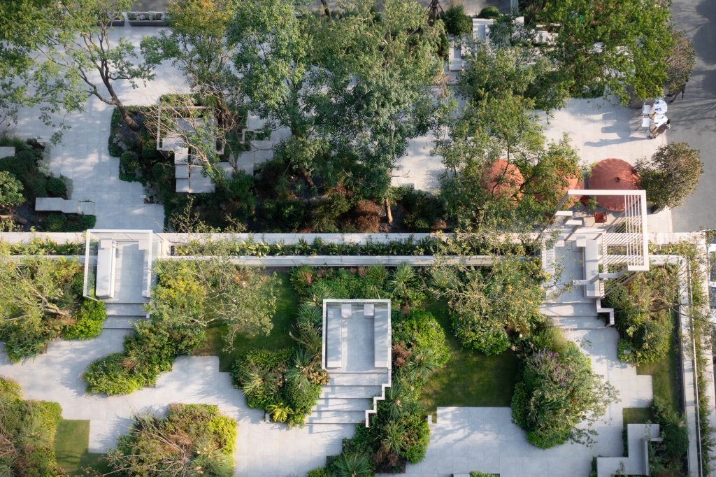 TROP – terrains + open space